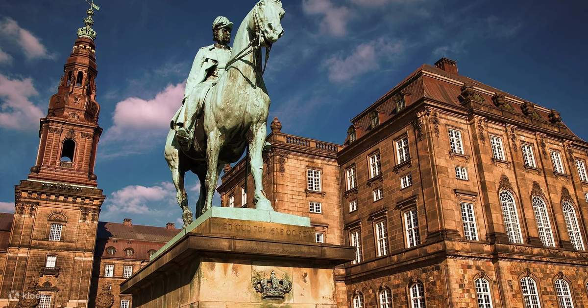 Khám phá Cung điện Christiansborg với Cuộc săn bí ẩn tự hướng dẫn tương tác - Klook Việt Nam